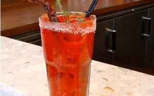 血腥玛丽鸡尾酒起源_血腥玛丽为什么叫血腥玛丽