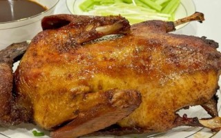 自制烤鸭的做法烤箱_烤箱烤鸭温度时间怎么设置