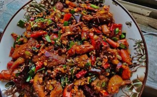 辣子鸡怎么做才好吃_辣子鸡的家常做法