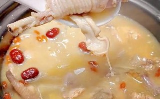 老母鸡配什么煲汤最好_老母鸡煲汤最佳搭配