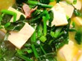菠菜豆腐汤减肥吗_菠菜豆腐汤热量高吗