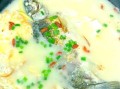 清炖鲫鱼豆腐汤的功效_孕妇可以喝吗