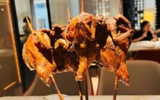 烤鹌鹑的做法_如何烤出皮脆肉嫩