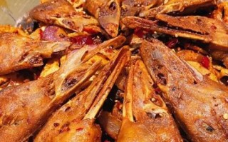 干锅鸭头怎么做_干锅鸭头最正宗的做法
