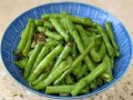 长豆角怎么炒好吃_长豆角要焯水吗