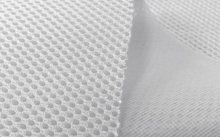 三明治网布是什么材质_透气网布优缺点