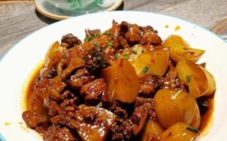 鸭肉炖土豆怎么做好吃_鸭肉炖土豆的家常做法
