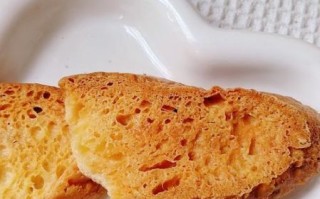 烤的很脆的面包片叫啥_脆面包片怎么做