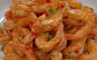 炸虾怎么做才酥脆_炸虾用什么粉最好