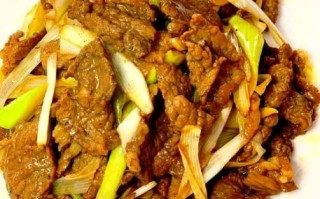 葱爆羊肉片怎么做_正宗葱爆羊肉片的做法
