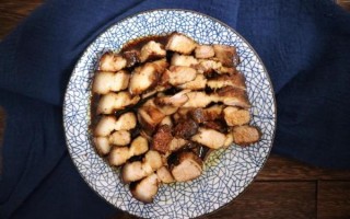红烧熏肉怎么做_红烧熏肉的做法大全