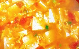 家常西红柿豆腐汤怎么做_西红柿豆腐汤简单做法