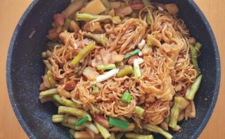 焖面怎么做才好吃_焖面做法大全带图片