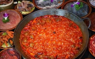 重庆特色汤锅有哪些_重庆汤锅哪里最正宗