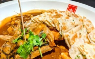 鱼头泡饼图片大全_鱼头泡饼怎么做才正宗