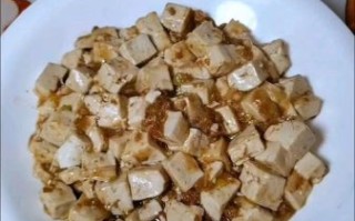 虾酱炒豆腐怎么做_虾酱炒豆腐的家常做法