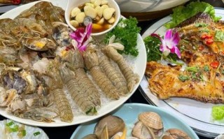 海鲜大餐一桌子多少钱_如何搭配最划算