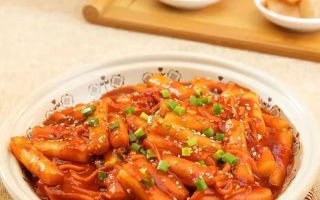 正宗韩国炒年糕怎么做_韩式辣炒年糕需要哪些材料