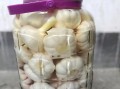 自制糖醋蒜怎么做_糖醋蒜能保存多久