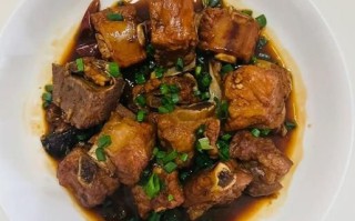 酱香排骨怎么做_酱香排骨的家常做法