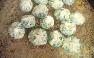 水煎包怎么捏褶不漏汤_水煎包包法图解