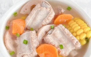 玉米莲藕排骨汤的做法大全_怎么炖才更鲜甜
