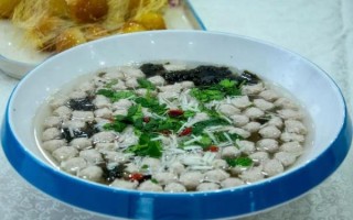 水汆猪肉丸子怎么做_水汆丸子不散的秘诀