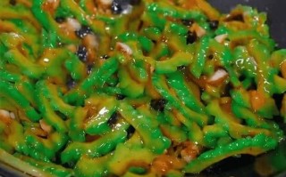 炒苦瓜用焯水吗_焯水几分钟最合适