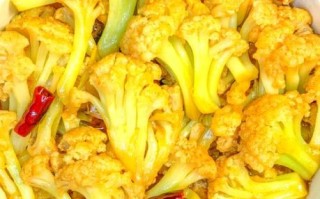 花菜怎么炒好吃又简单_花菜炒多久才脆嫩