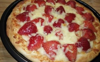 草莓披萨怎么做_草莓披萨好吃吗
