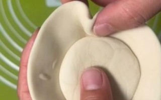 包包子手法慢动作教学_新手怎么捏褶不漏馅