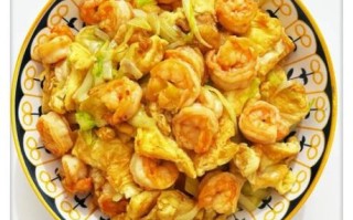 虾仁炒蛋怎么做_虾仁炒蛋热量高吗