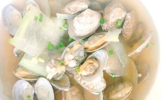 蛤蜊海鲜汤怎么做_蛤蜊海鲜汤去沙技巧