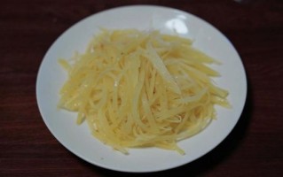 醋溜土豆丝热量_减肥能吃吗 醋溜土豆丝热量_减肥能吃吗