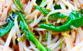 拌绿豆芽凉菜怎么做_绿豆芽焯水几分钟