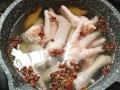 鸡爪怎样炖才好吃_鸡爪炖多久才软糯