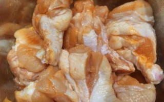 烤箱烤鸡翅根要多久_怎么腌制才入味