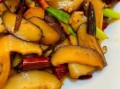炒蘑菇放什么调料好吃_炒蘑菇怎么调味