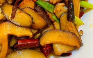 炒蘑菇放什么调料好吃_炒蘑菇怎么调味