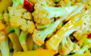 炒菜花怎么炒好吃_炒菜花的家常做法窍门