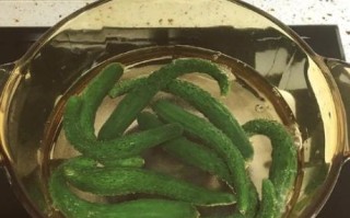 酱黄瓜怎么做好吃_酱黄瓜的腌制方法