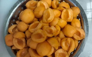 杏罐头怎么做_家庭自制杏罐头保存多久