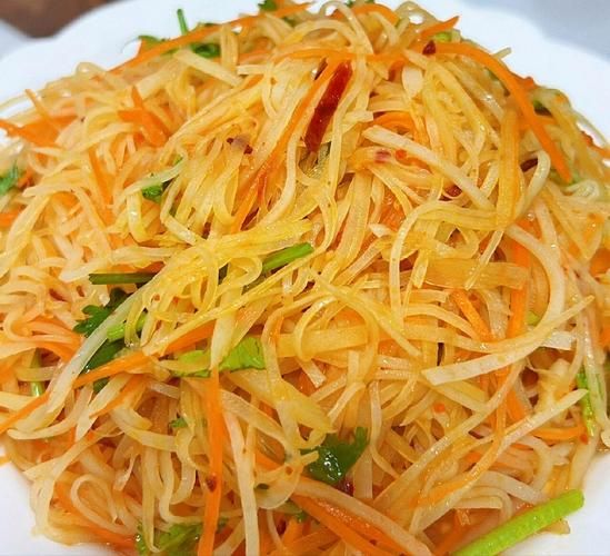 胡萝卜土豆丝怎么炒才脆_土豆丝要不要焯水-第1张图片-山城妙识 胡萝卜土豆丝怎么炒才脆_土豆丝要不要焯水-第1张图片-山城妙识