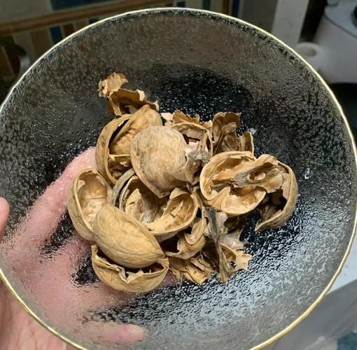核桃调蛋怎么做_核桃调蛋的做法窍门-第1张图片-山城妙识 核桃调蛋怎么做_核桃调蛋的做法窍门-第1张图片-山城妙识
