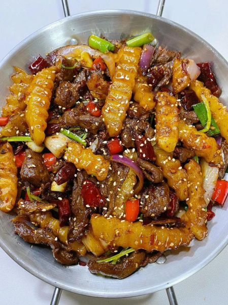 四川干锅牛肉怎么做_正宗干锅牛肉配方-第1张图片-山城妙识 四川干锅牛肉怎么做_正宗干锅牛肉配方-第1张图片-山城妙识