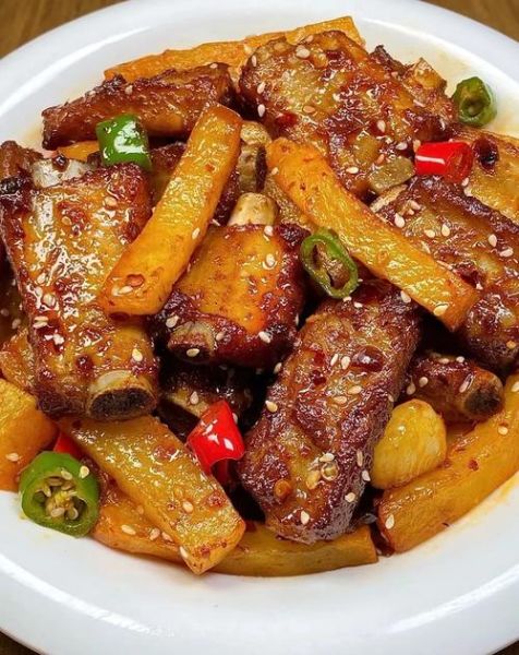 干锅排骨怎么做_干锅排骨家常做法-第1张图片-山城妙识 干锅排骨怎么做_干锅排骨家常做法-第1张图片-山城妙识