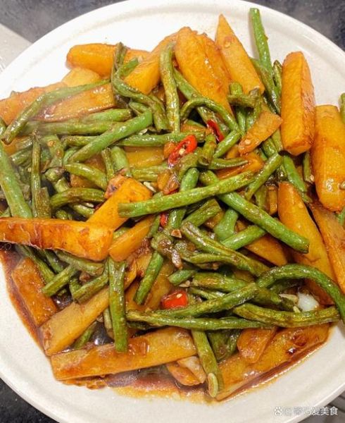土豆炖豆角的家常做法_土豆炖豆角怎么做好吃-第1张图片-山城妙识
