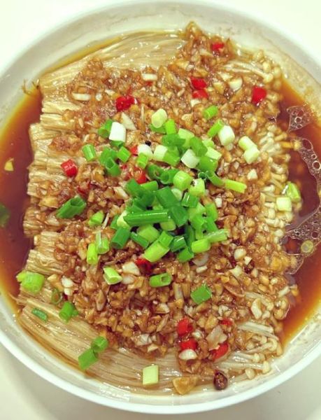 蒸金针菇怎么做好吃_蒸金针菇需要几分钟-第1张图片-山城妙识