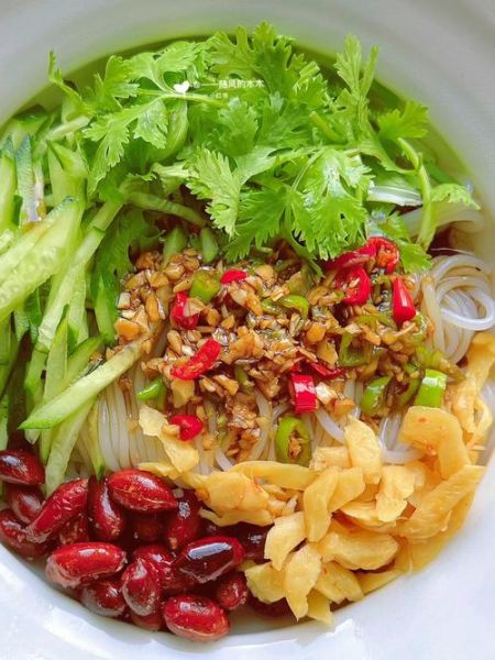 凉拌米粉怎么做_凉拌米粉需要焯水吗-第1张图片-山城妙识