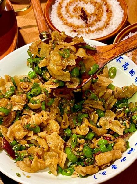 猪油渣怎么炸才酥脆_猪油渣的做法大全-第2张图片-山城妙识 猪油渣怎么炸才酥脆_猪油渣的做法大全-第2张图片-山城妙识